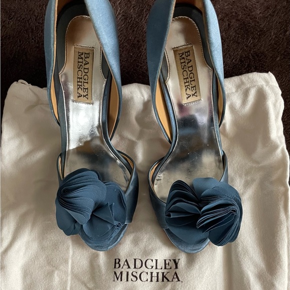 Badgley Mischka | Shoes | Badgley Mischka Baby Blue Heels Only Worn ...